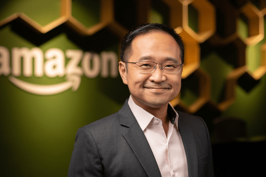 Working at Amazon Singapore: Culture, Benefits & Leadership